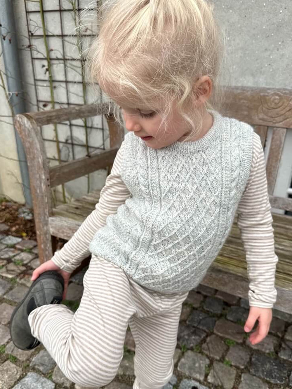 PetiteKnit Moby slipover mini strikkepakke | Klar til å strikke ...